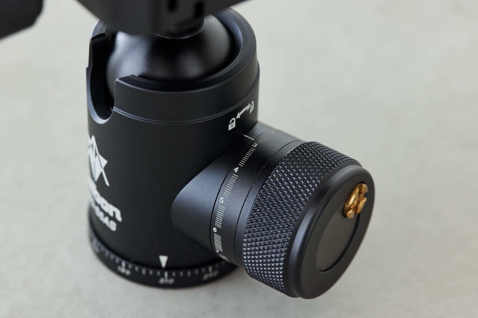 Velbon QHD-S5AS & マルチアングルユニット V4-unit IIレビュー：お手軽俯瞰撮影セット | Tanaka Blog